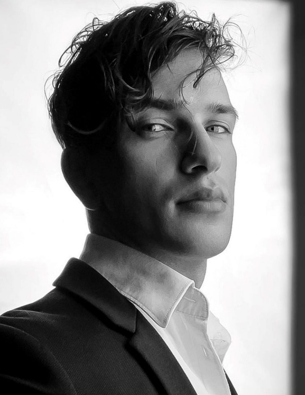 Glowstaff™ Model Agency: Male Model Management and Bookings